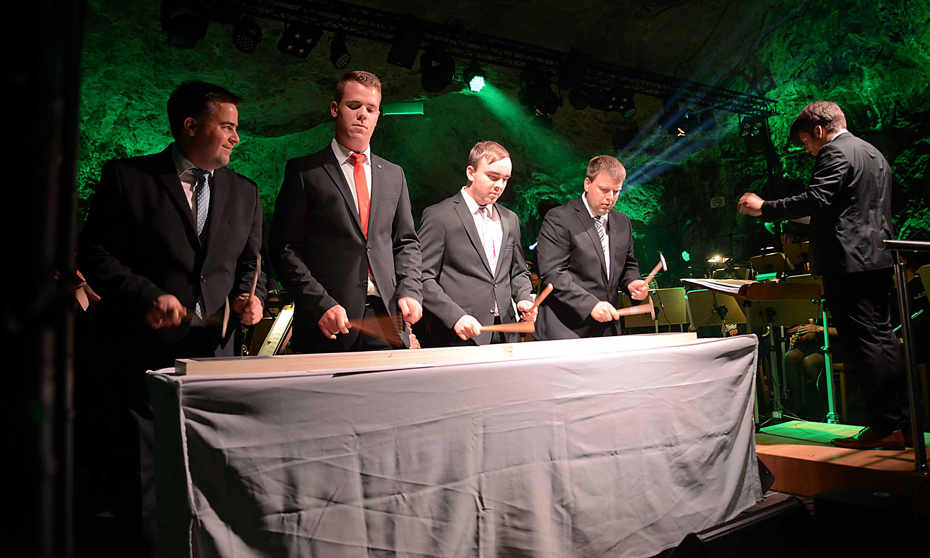 Night of Music: Heute ab 18 Uhr Generalprobe zum Nulltarif in Höhle ...
